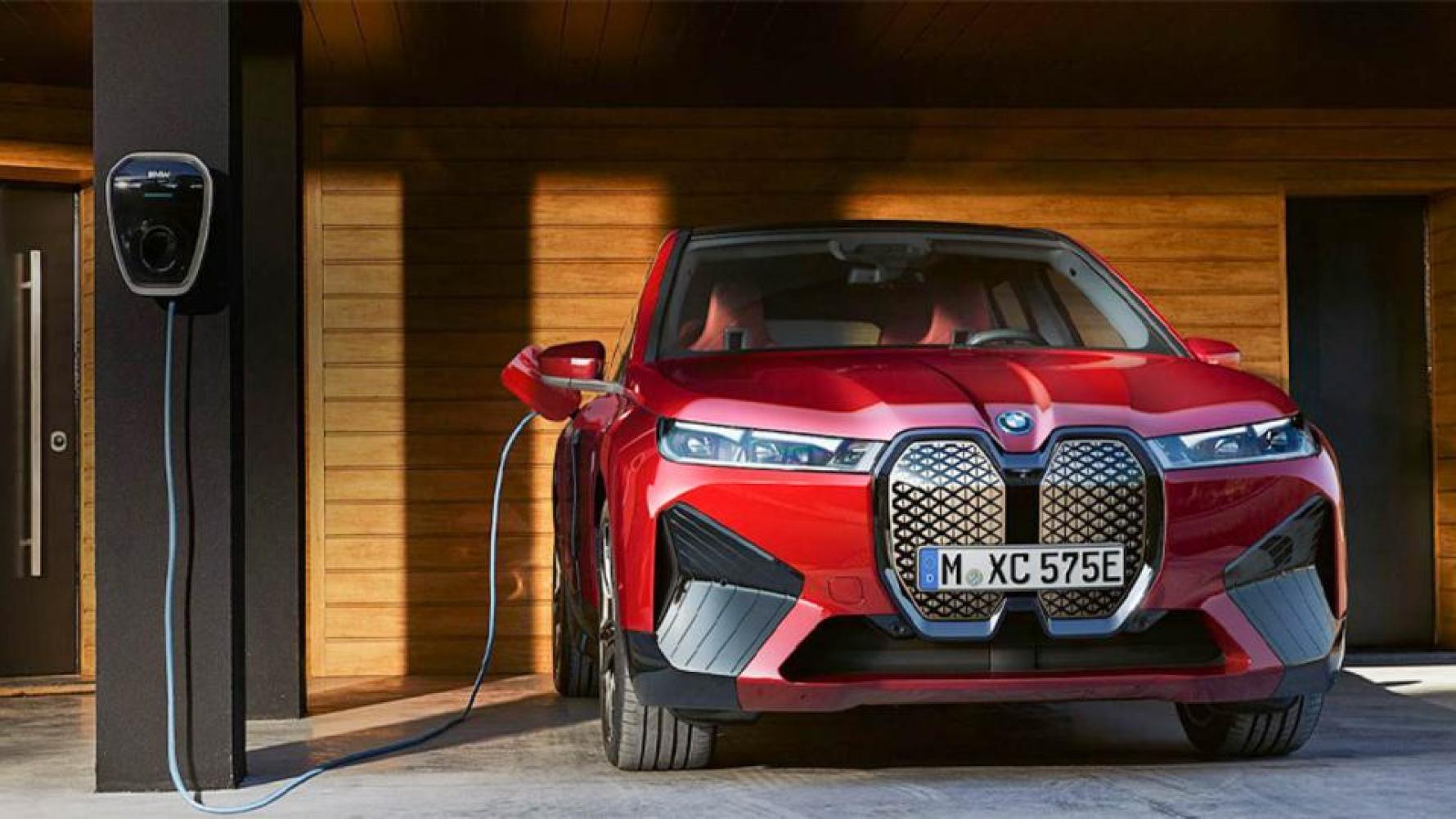 足立 BMW | Sojitz-Tokyo BMW